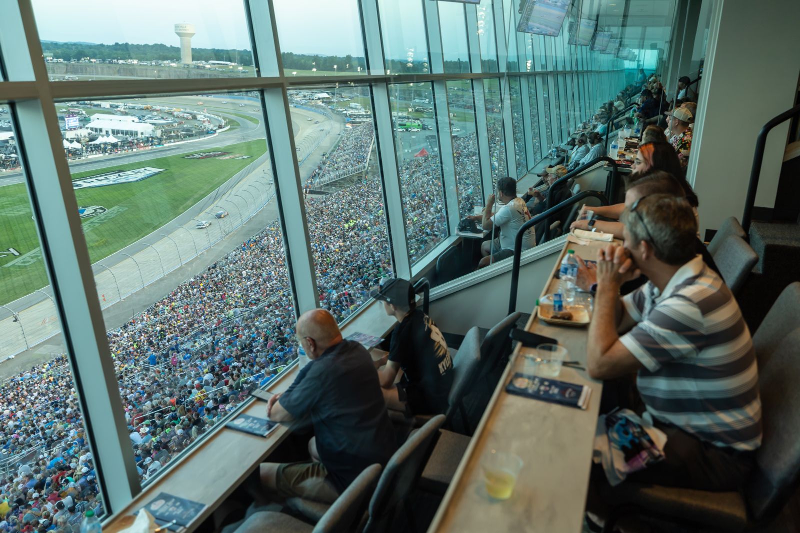 Suites & Premium Hospitality | Business | Nashville Superspeedway
